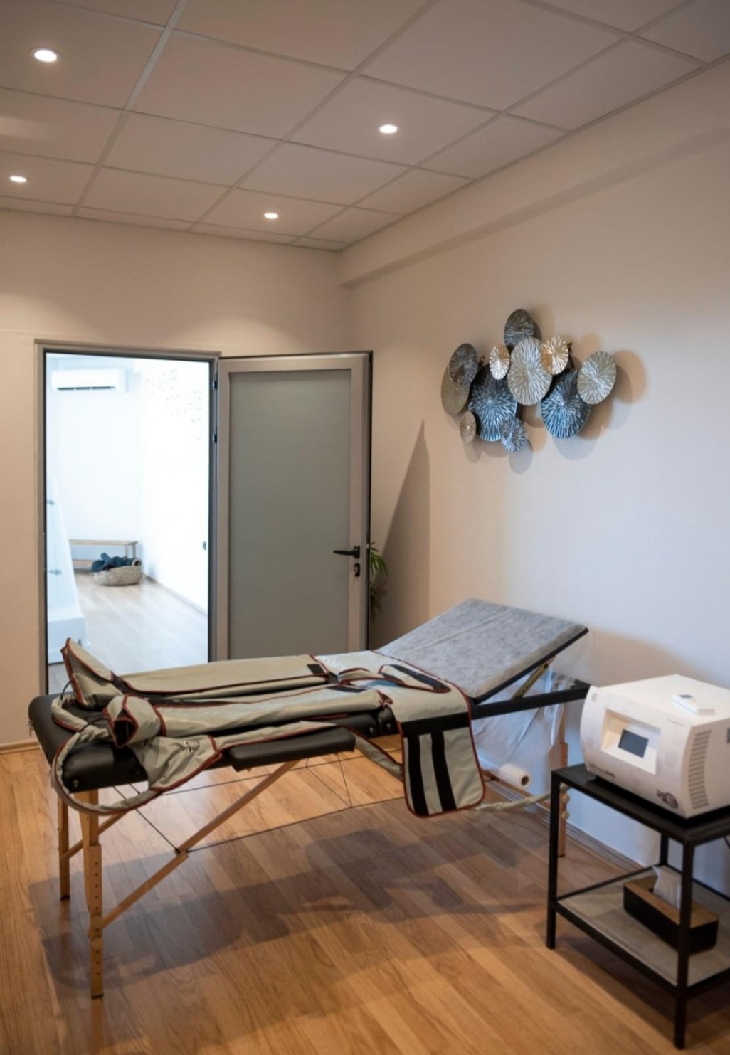 nice - cryotherapy, wellness and more - Alimos | Decork design studio